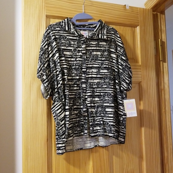 LuLaRoe | Tops | Lularoe Amy | Poshmark